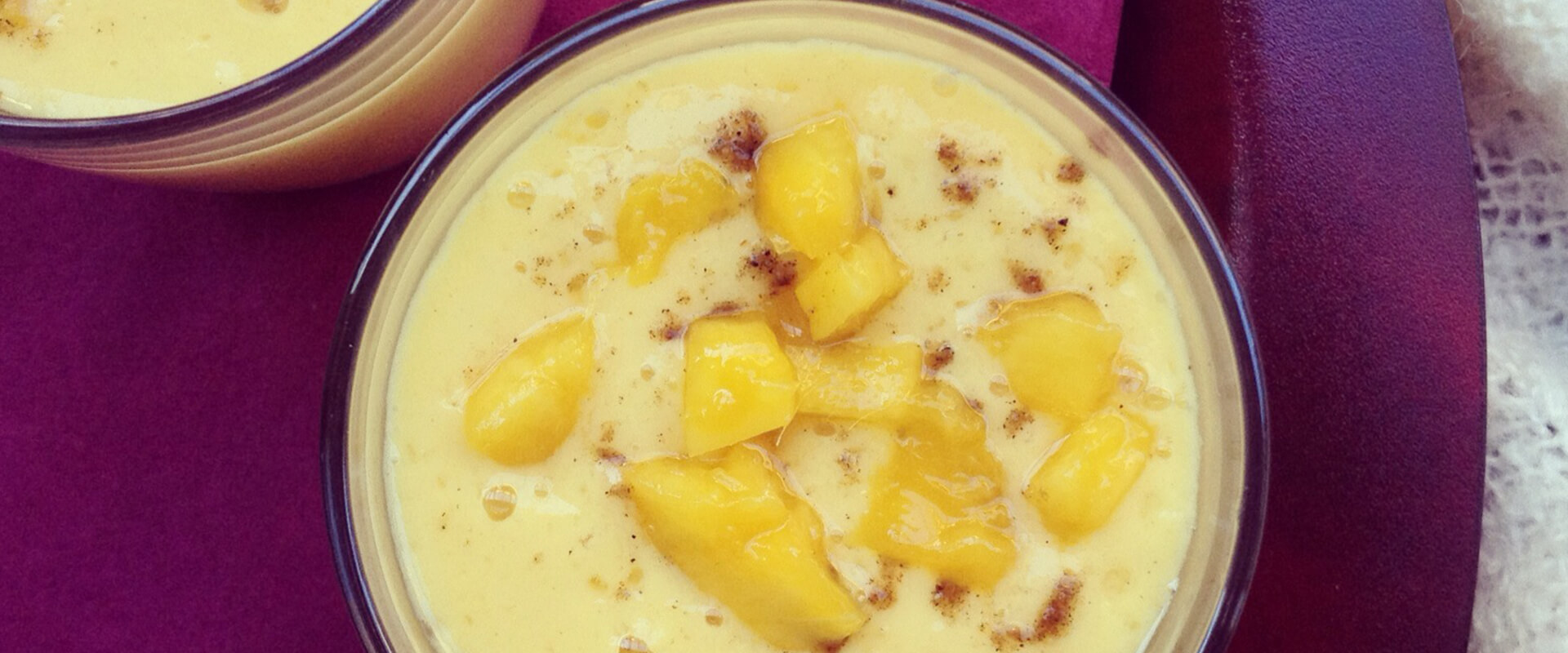 Lassi à la mangue & à la cardamome - Bowl and Spoon